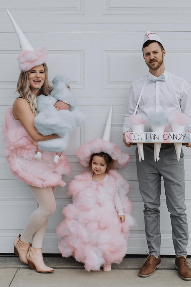 Family Halloween Costumes With A Baby- 18 New Ideas