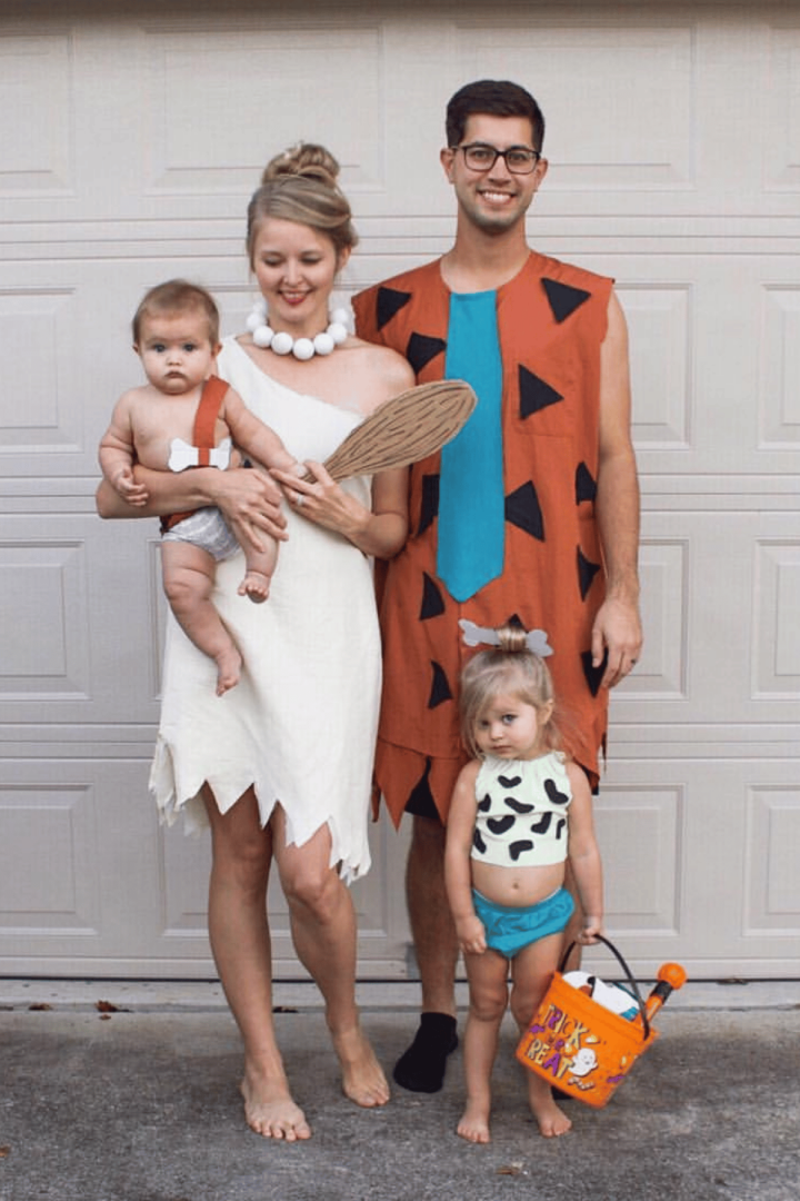 Family Halloween Costumes With A Baby- 18 New Ideas
