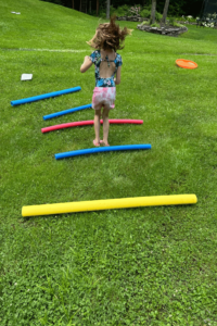 45 Easy Obstacle Course Ideas (Indoor and Outdoor!)