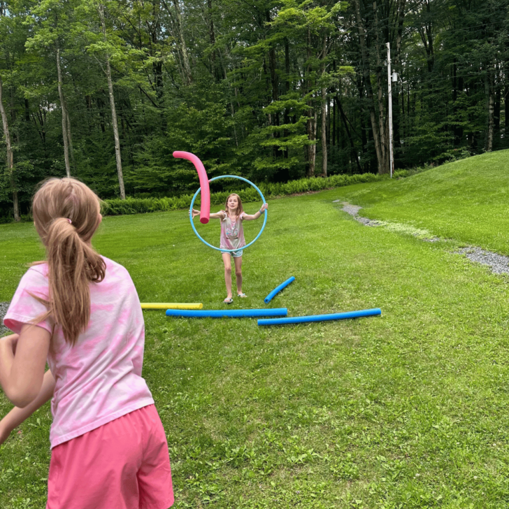 15 Easy And Fun Pool Noodle Games For Kids