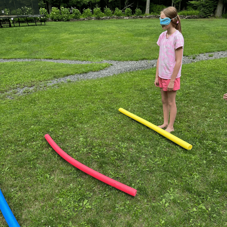 15 Easy And Fun Pool Noodle Games For Kids