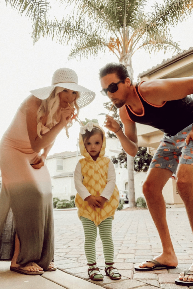12 Super Fun Halloween Costumes For Families Of Three